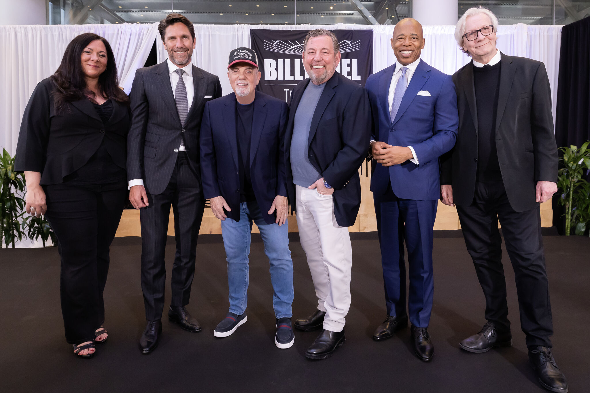 $2.3B Gamble in the Middle of a Dessert – The Vegas Sphere